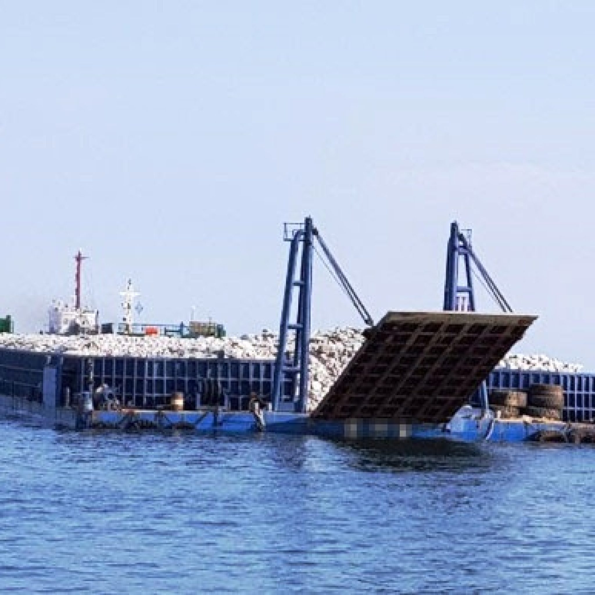 FLAT TOP HEAVY DECK CARGO BALLASTABLE BARGE – Sale And Purchase- Vessels